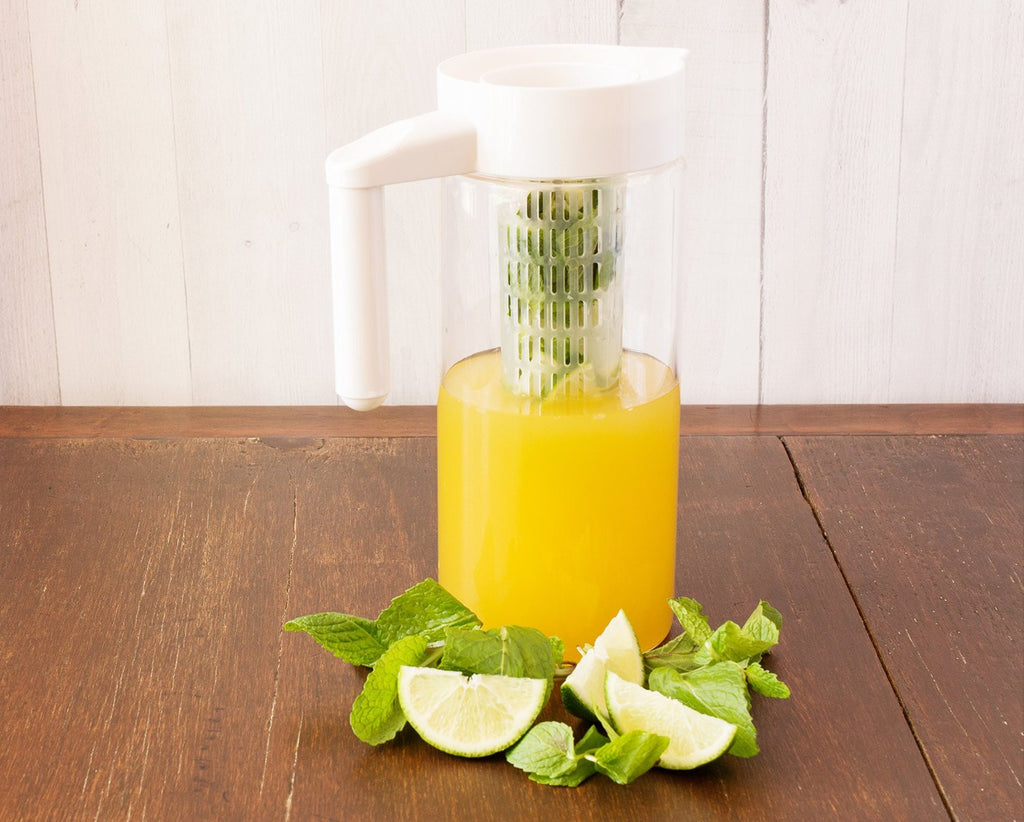 Glass Water/Fruit Infusion Pitcher – Cestari Kitchen